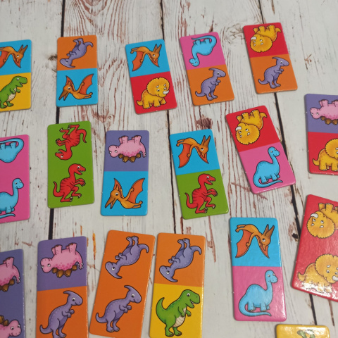 Dinosaur dominoes - ORCHARD TOYS > Edu Pszczółka